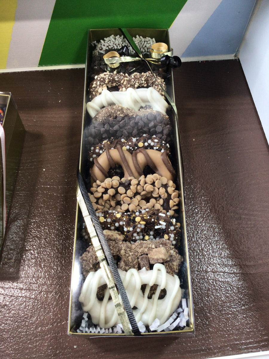 Assorted Pretzels in Gold Box (Shiva) – Chocolate Works of Bellmore